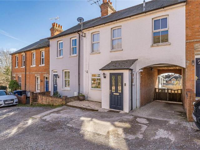 4 bedroom terraced house for sale