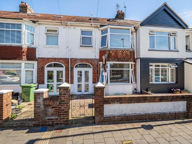 4 bedroom terraced house for sale