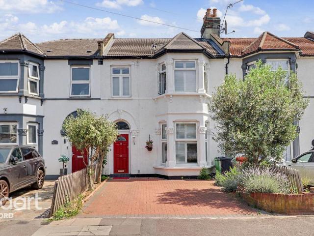 4 bedroom terraced house for sale