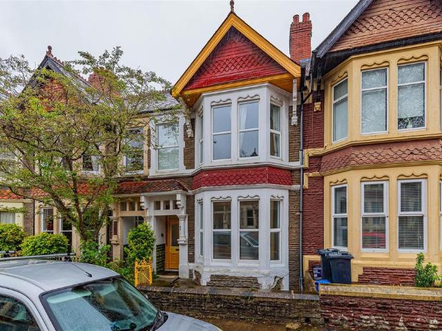 4 bedroom terraced house for sale