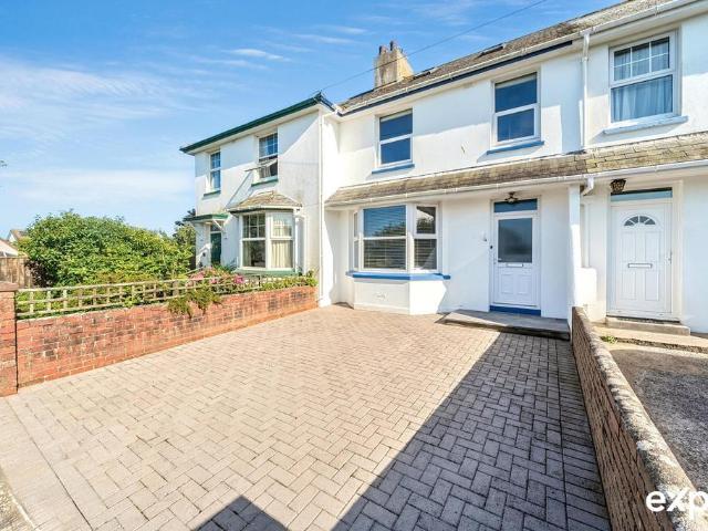 4 bedroom terraced house for sale