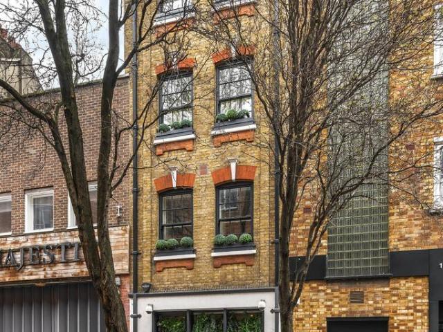 4 bedroom terraced house for sale