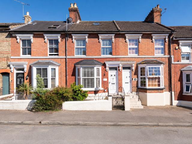 4 bedroom terraced house for sale