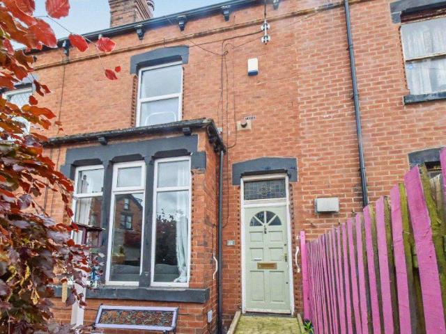 4 bedroom terraced house for sale