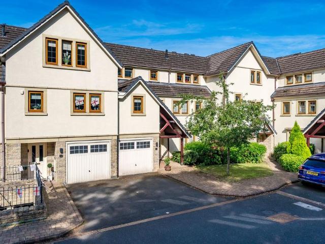 4 bedroom terraced house for sale
