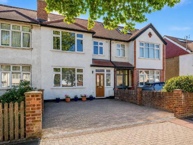 4 bedroom terraced house for sale