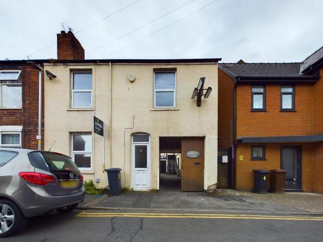 4 bedroom terraced house for sale
