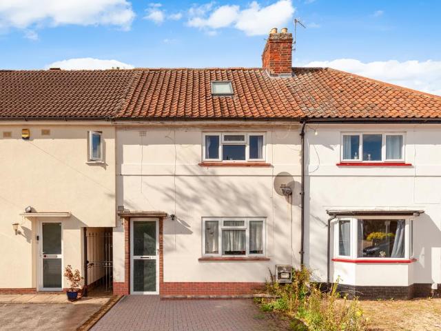 4 bedroom terraced house for sale