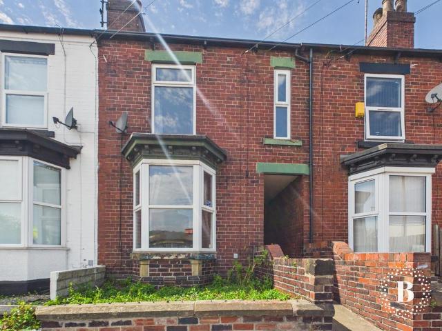 4 bedroom terraced house for sale
