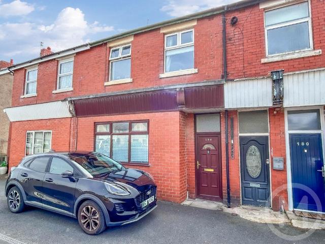 4 bedroom terraced house for sale