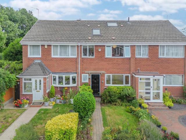 4 bedroom terraced house for sale