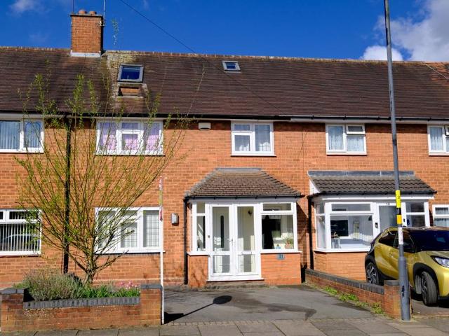 4 bedroom terraced house for sale