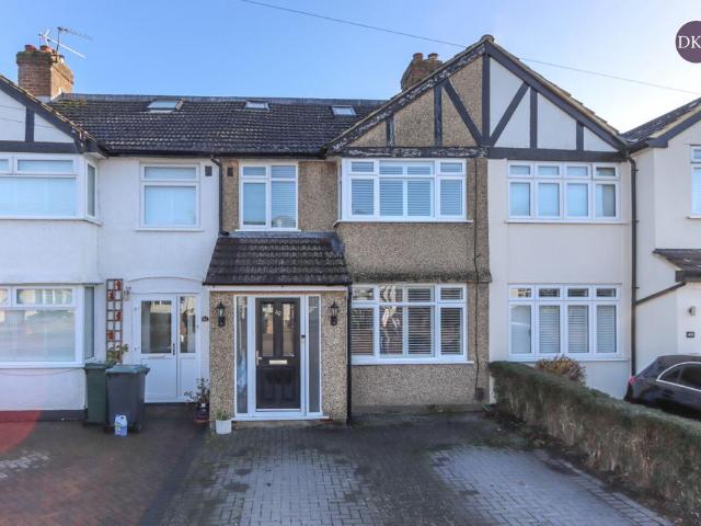 4 bedroom terraced house for sale