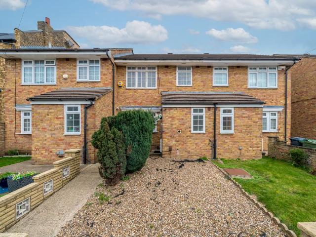 4 bedroom terraced house for sale