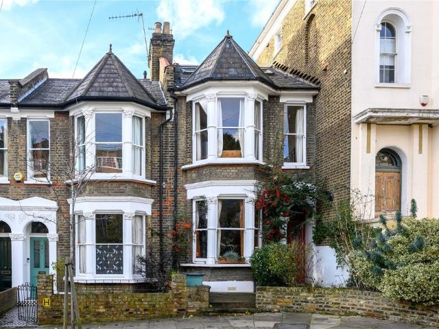 4 bedroom terraced house for sale