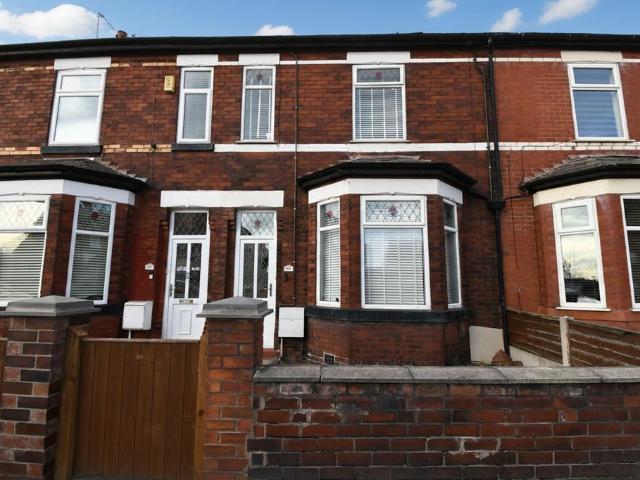 4 bedroom terraced house for sale