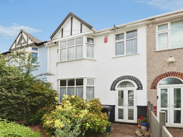 4 bedroom terraced house for sale
