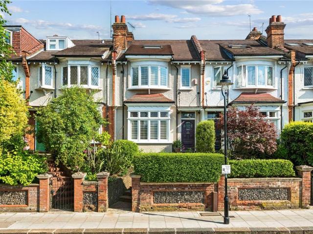 4 bedroom terraced house for sale
