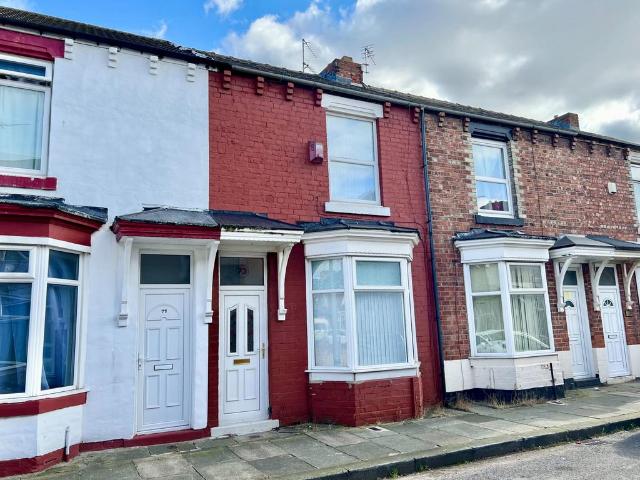 4 bedroom terraced house for sale