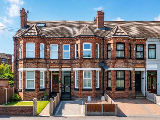 4 bedroom terraced house for sale