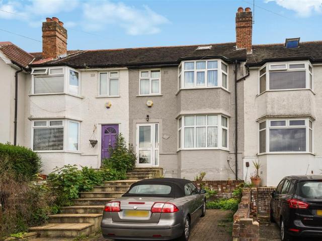 4 bedroom terraced house for sale