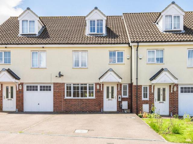 4 bedroom terraced house for sale