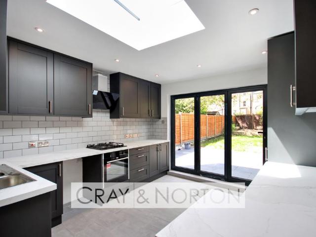 4 bedroom terraced house for sale