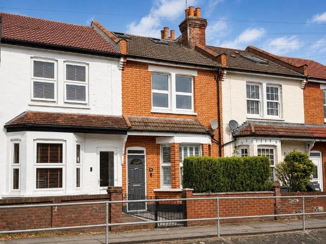 4 bedroom terraced house for sale
