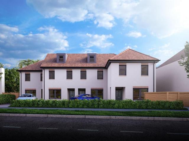 4 bedroom terraced house for sale