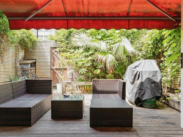 4 bedroom terraced house for sale