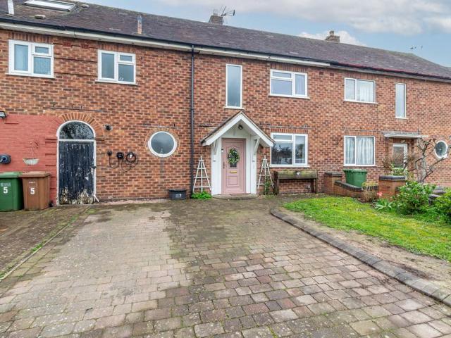 4 bedroom terraced house for sale