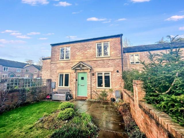 4 bedroom terraced house for sale