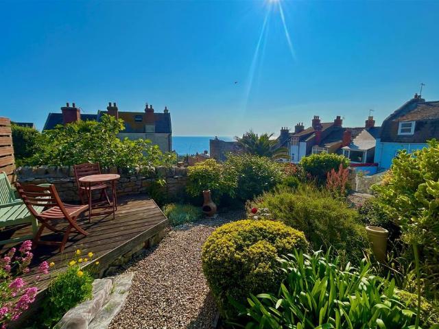 3 bedroom cottage for sale