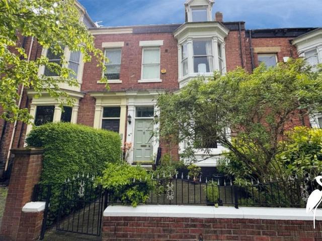 4 bedroom terraced house for sale