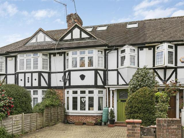 4 bedroom terraced house for sale