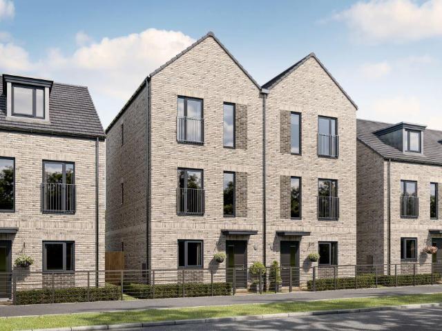 4 bedroom terraced house for sale