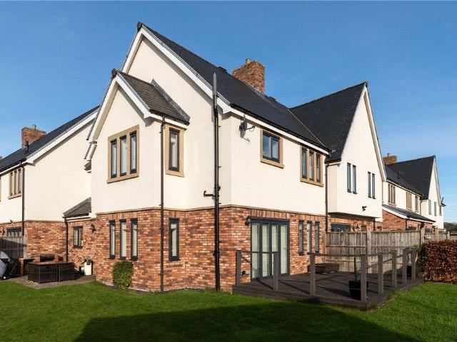 4 bedroom townhouse for sale
