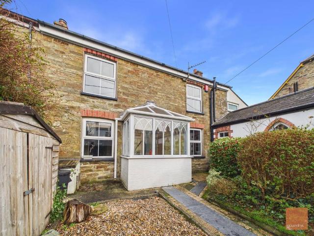 4 bedroom terraced house for sale