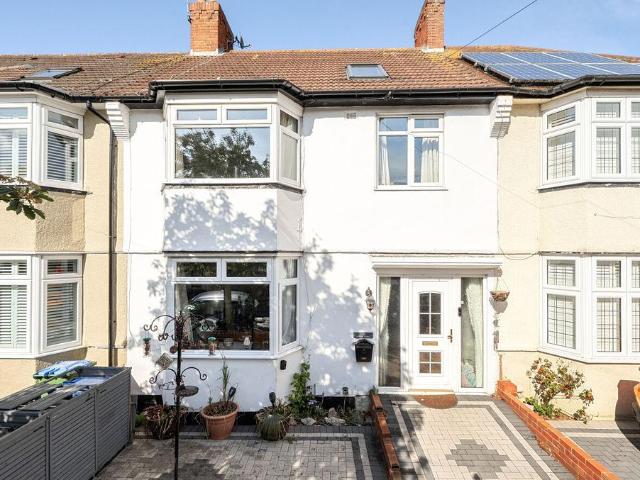 4 bedroom terraced house for sale