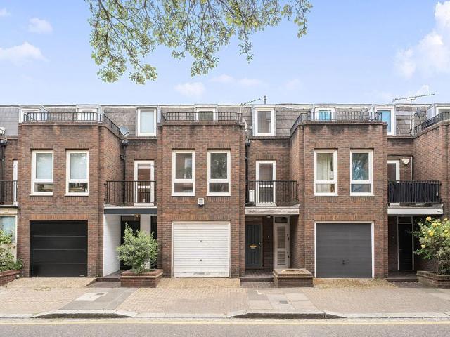 4 bedroom terraced house for sale