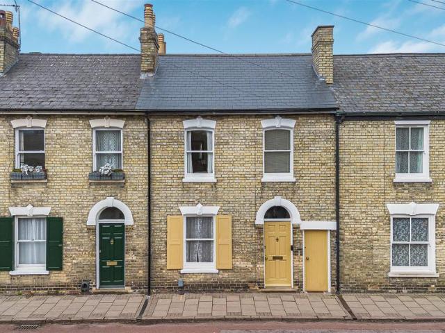 4 bedroom terraced house for sale