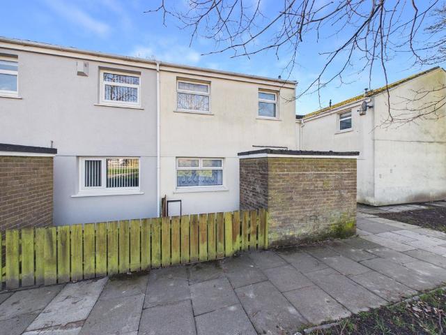 4 bedroom terraced house for sale