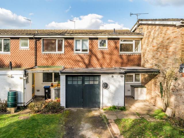 4 bedroom terraced house for sale