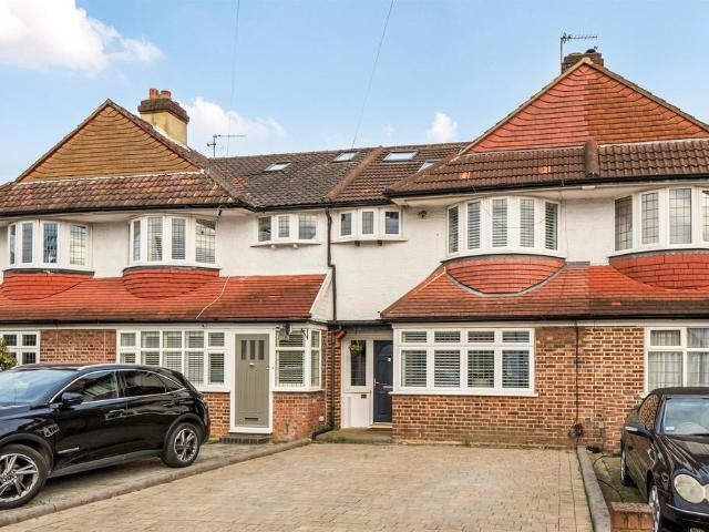 4 bedroom terraced house for sale