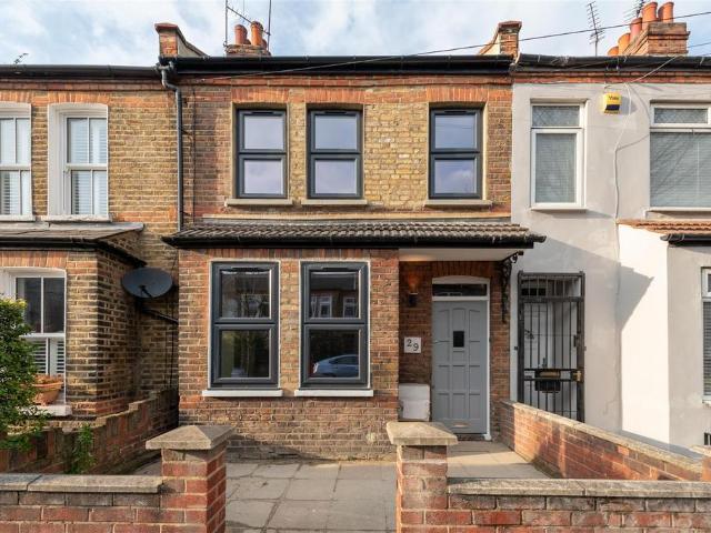 4 bedroom terraced house for sale
