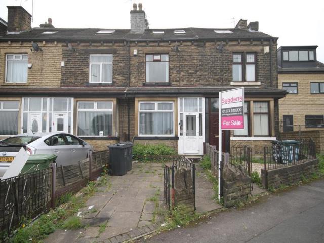 4 bedroom terraced house for sale
