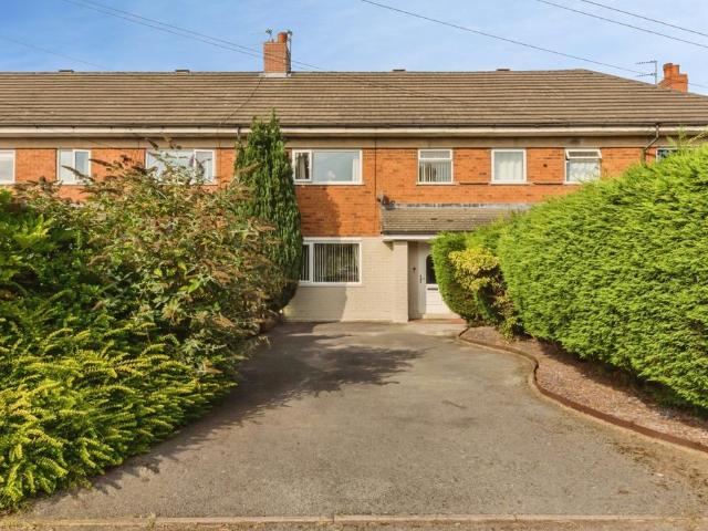 4 bedroom terraced house for sale