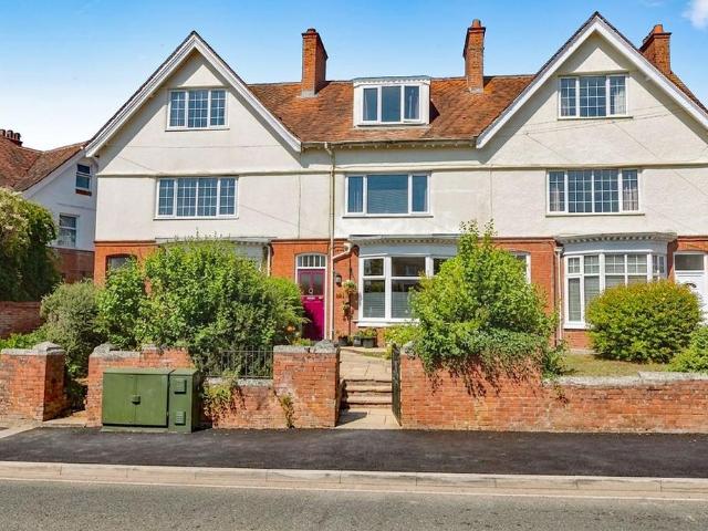 4 bedroom terraced house for sale