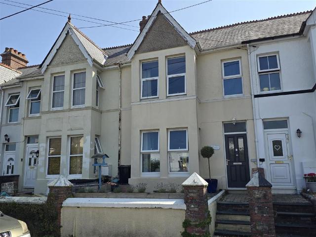 4 bedroom terraced house for sale