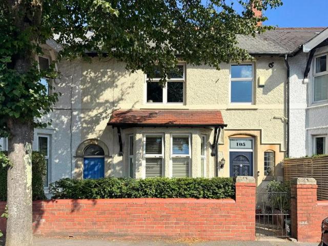 4 bedroom terraced house for sale